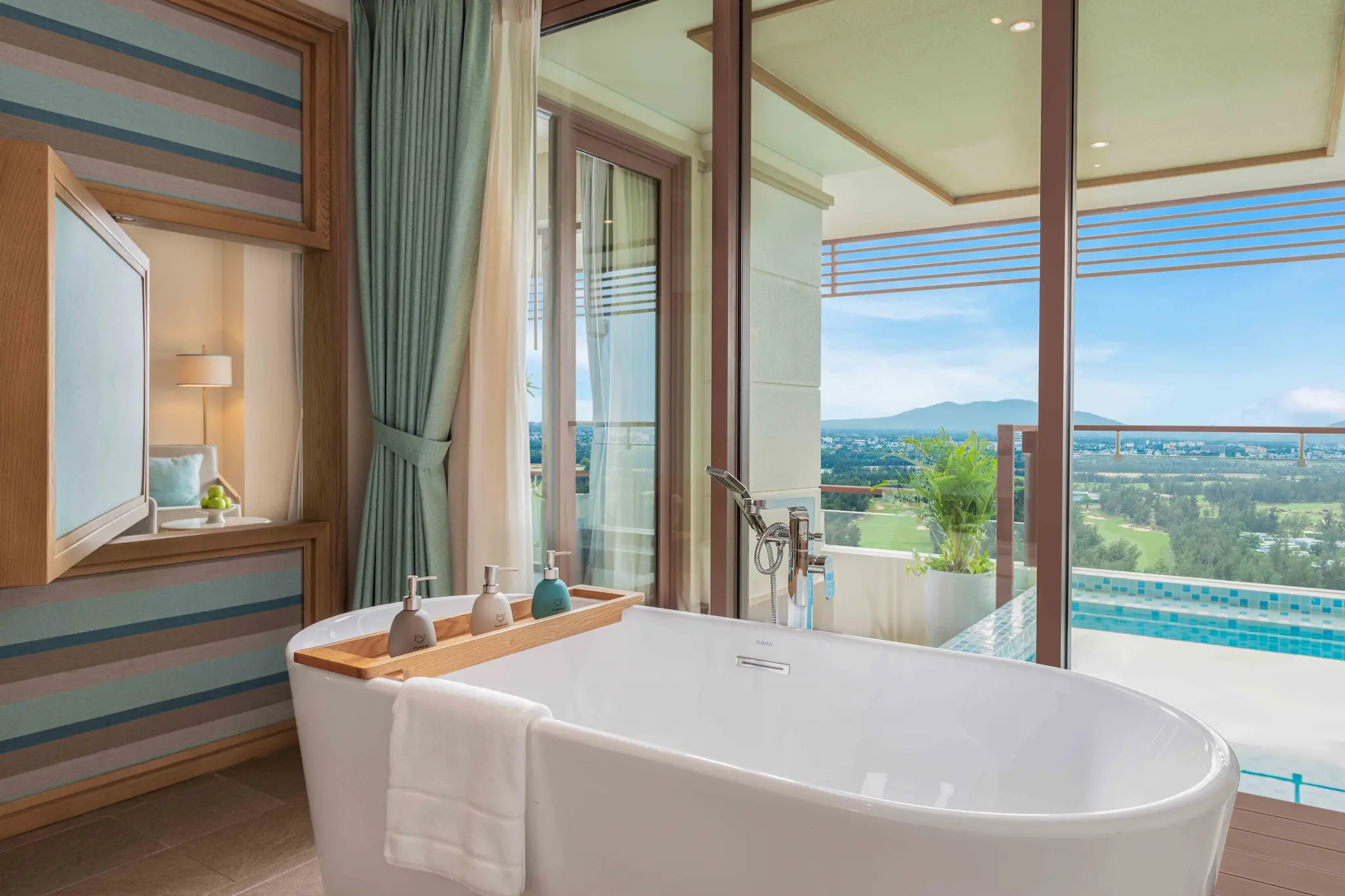 Fusion Suites Da Nang | Fusion Resorts & Villas | Golf View King Suite